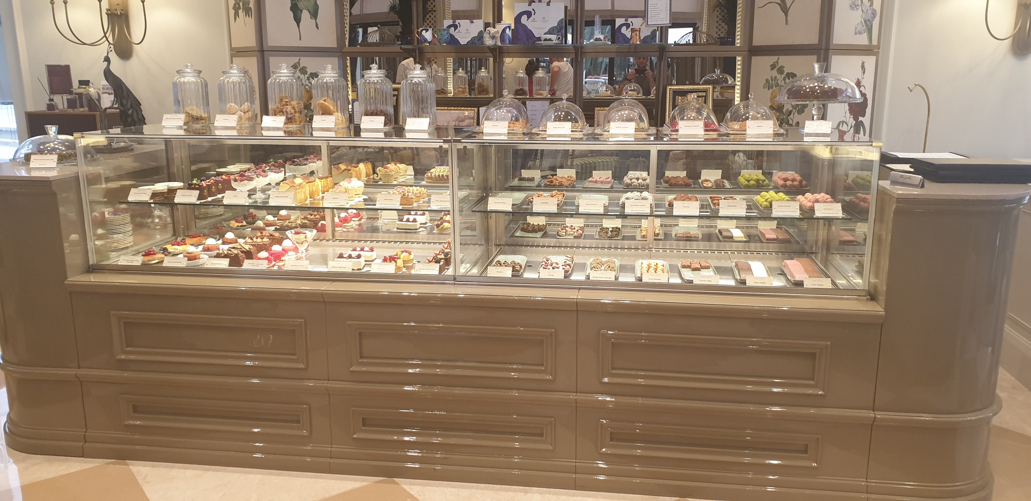 Display Cases - RPI Industries